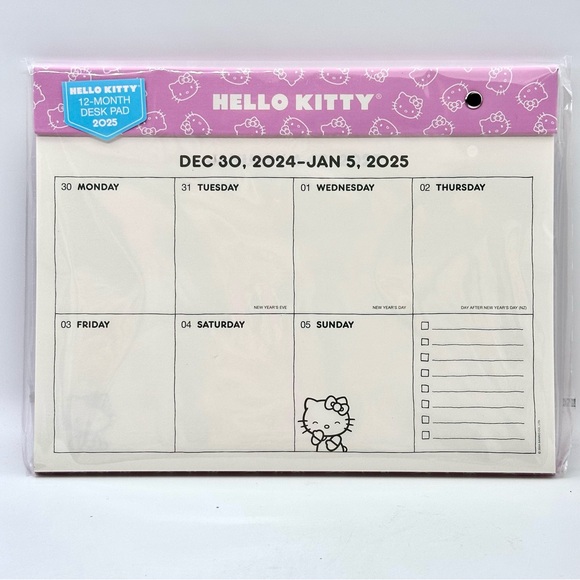 Hello Kitty | Office | Sanrio Hello Kitty 7month Desk Pad Calendar ...